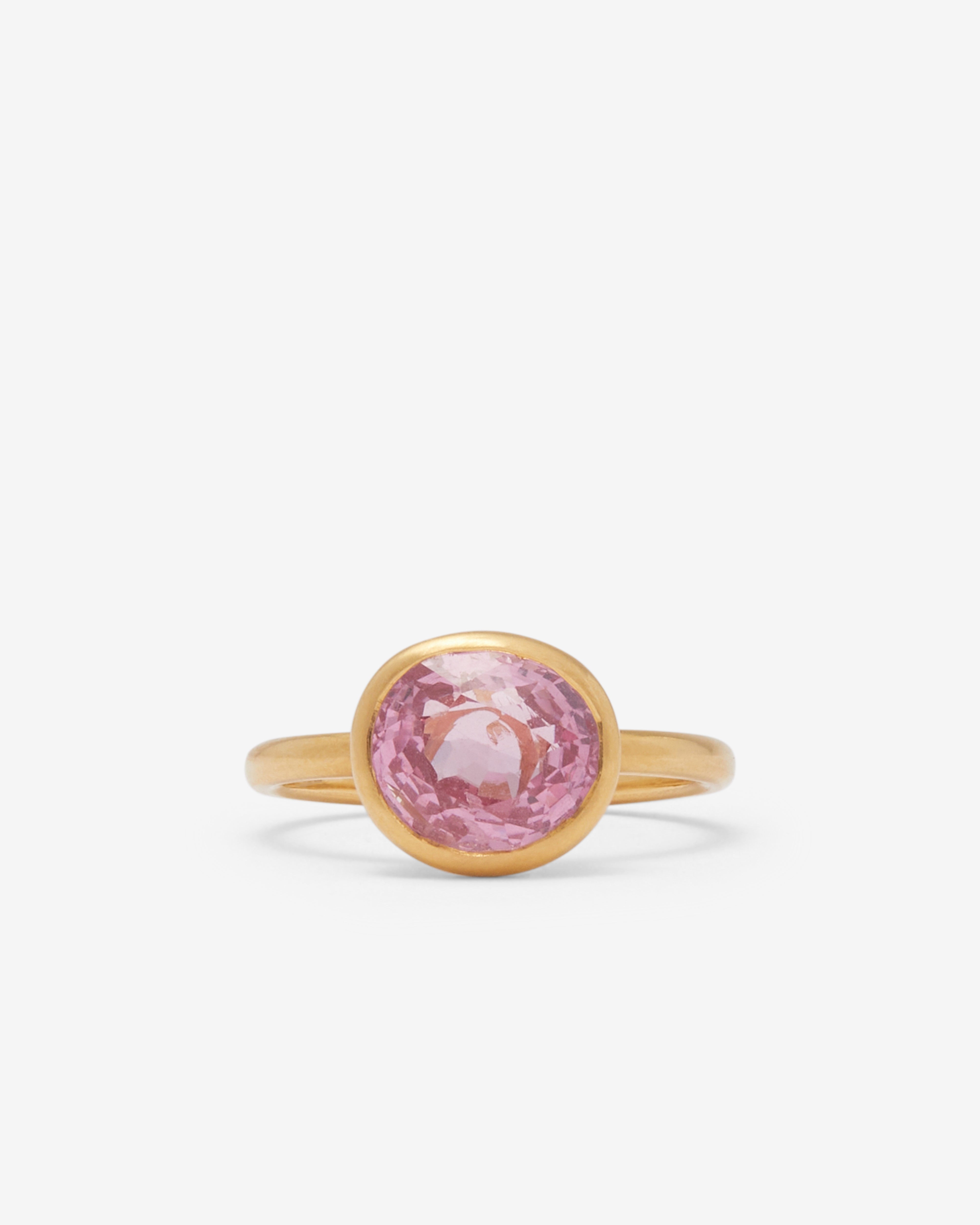 William Welstead: Natural Burmese Spinel Ring (Yellow Gold) | DSML E-SHOP
