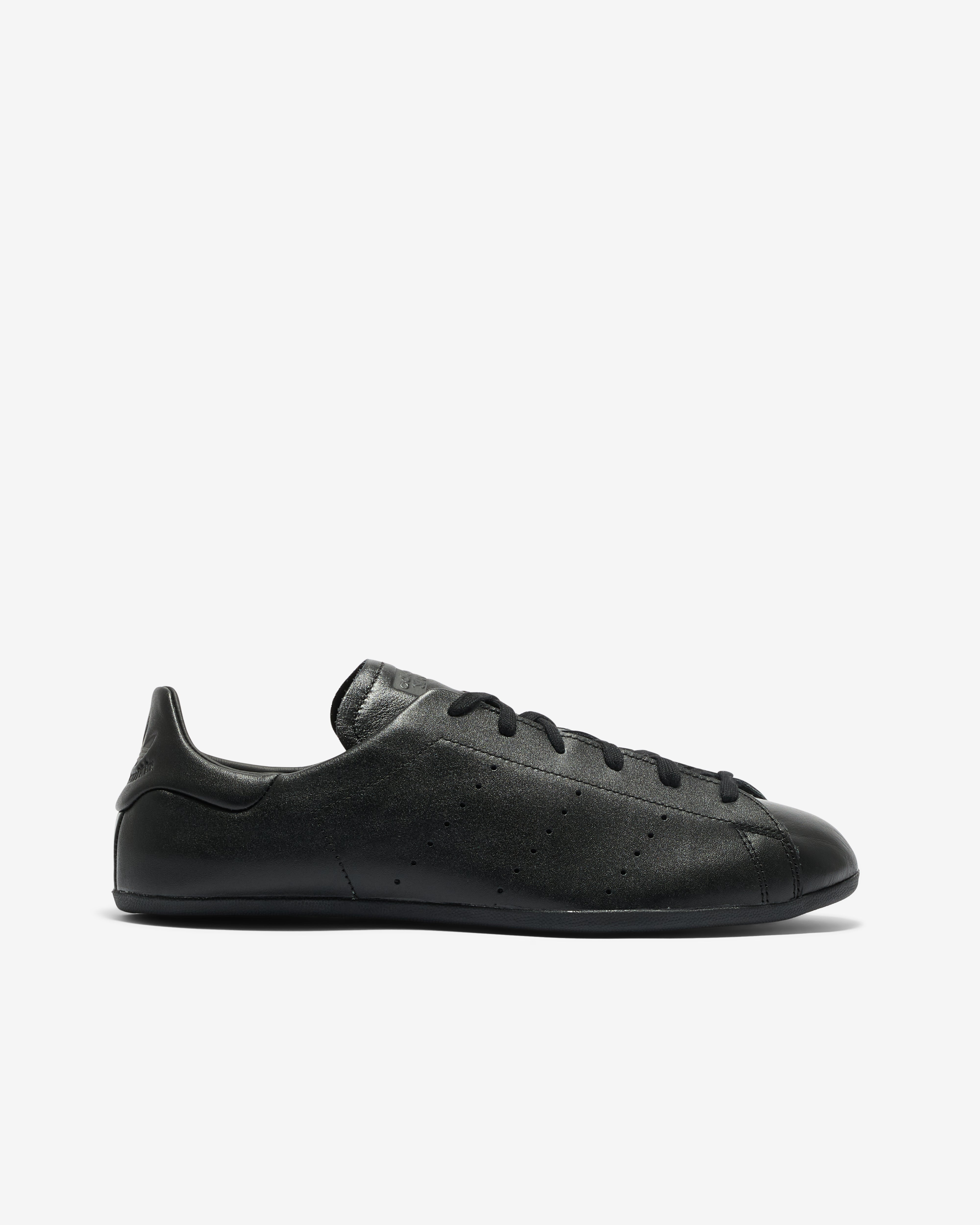 Adidas: Stan Smith Lo Pro (Core Black) | DSML E-SHOP